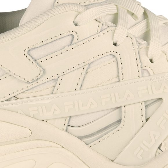 Fila | Shoes | Womens Fila Electrove Chunky Sneaker | Poshmark